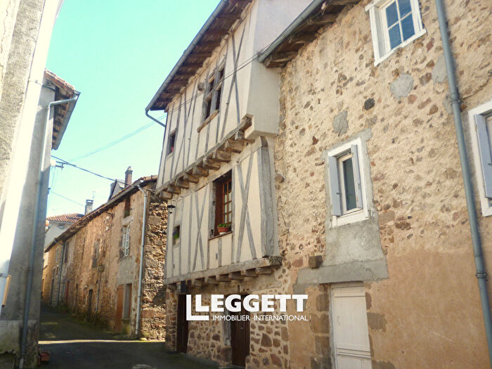 Maison à vendre - Lesterps - 6 pièces - 1 chambre