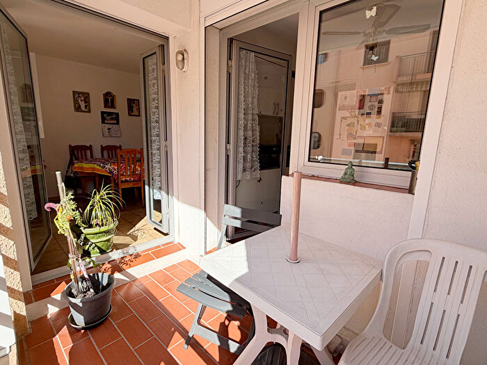 Appartement à vendre - Hyères, Gare, Godillot - 2 pièces - 1 chambre