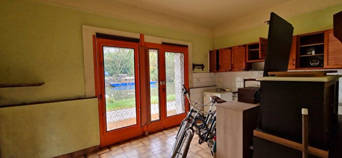 Appartement à vendre - Moret-sur-Loing - 2 pièces - 1 chambre