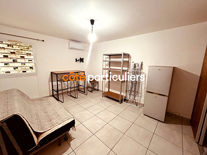 Appartement à louer - Saint-Denis, Le Moufia, Sainte-Clotilde - 1 pièce