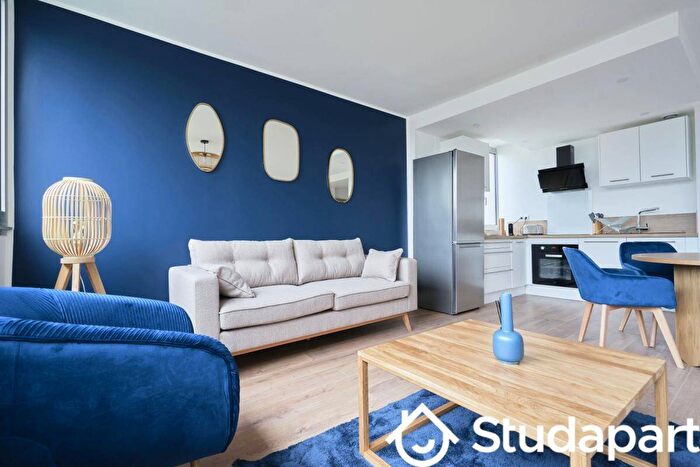 Appartement à louer - Vauban Esquermes, Lille - 1 pièce - 2 chambres