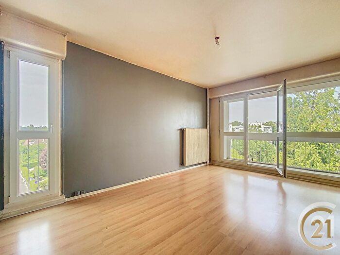 Appartement à vendre - Montbéliard, Petite Hollande, Coteau Jouvent - 3 pièces - 2 chambres