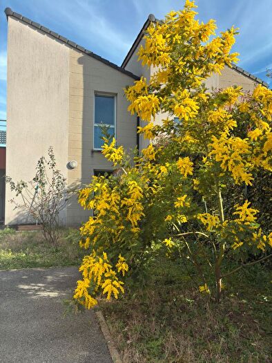 Maison à louer - Valence, Fontbarlettes - 4 pièces - 3 chambres