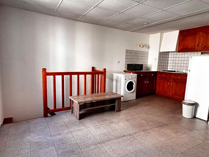 Aubenas, Centre-ville : Appartement 2 pièces à louer