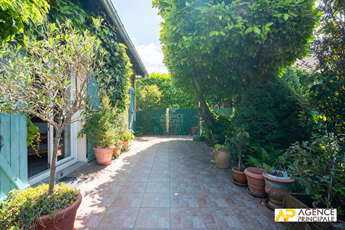 Maison 6 pièces à vendre - Le Mesnil-le-Roi
