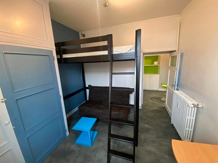 Appartement 1 pièce à Clermont-Ferrand, Delille, Cathédrale, La Gare, à louer