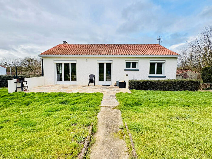 Maison à vendre - La Guyonnière - 4 pièces - 3 chambres