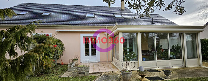 Maison à vendre - Montoire-sur-le-Loir - 8 pièces - 6 chambres