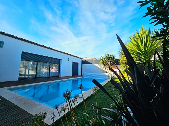 Maison à vendre - Dompierre-sur-Mer - 6 pièces - 4 chambres