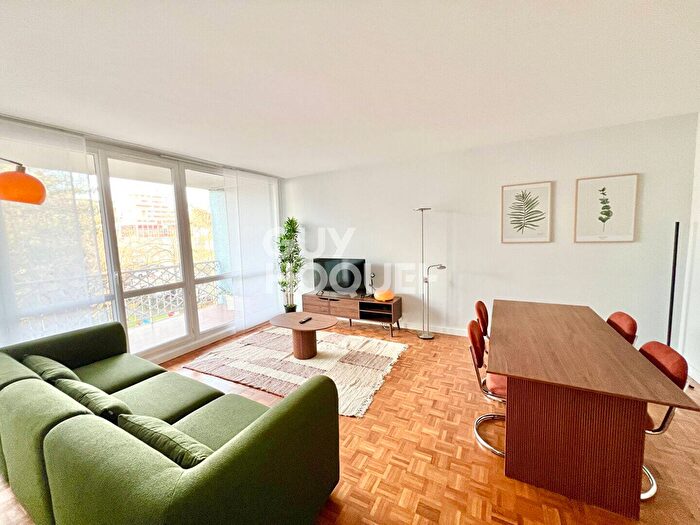 Appartement à louer - Place de France, Massy - 4 pièces - 3 chambres