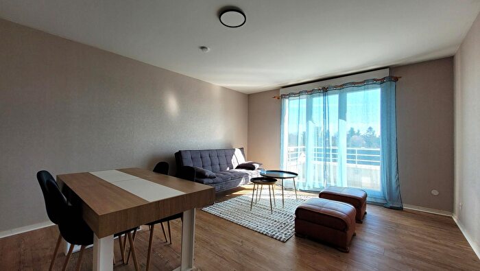 Appartement à louer - Saint-Jean-de-la-Ruelle, Gambetta, Madeleine, Dix Arpents, Clos Neuf - 2 pièces - 1 chambre