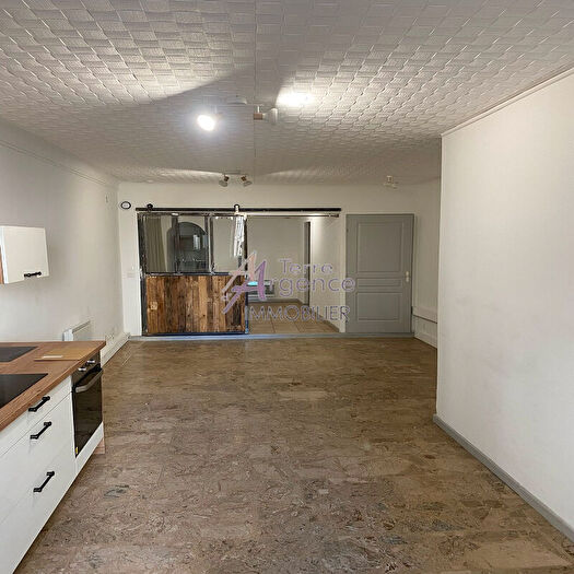 Appartement 1 pièce à Beaucaire, Centre-ville, à vendre