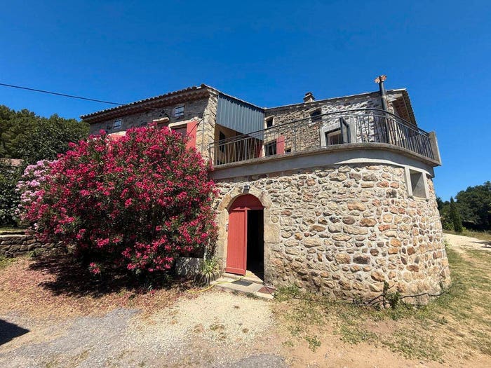 Mercuer : Maison 4 pièces à louer