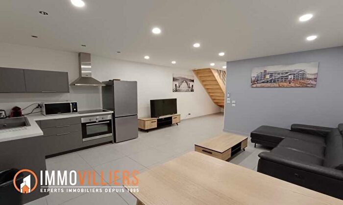 Maison à louer - Noisy-le-Grand, Sud - 4 pièces - 3 chambres