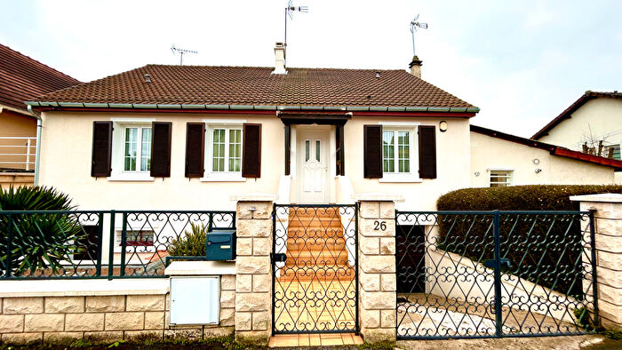 Maison à vendre - Goussainville, Centre-ville, Renaissance - 5 pièces - 3 chambres