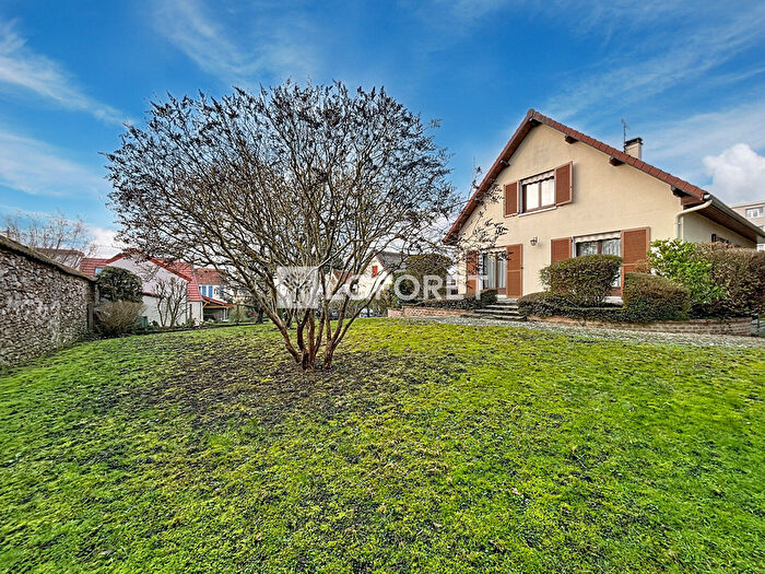 Maison à vendre - Saint-Michel-sur-Orge, Lormoy, Vallée de lOrge - 7 pièces - 5 chambres