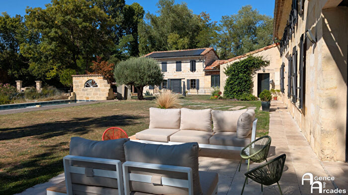 Maison à vendre - Fronsac - 13 pièces - 8 chambres