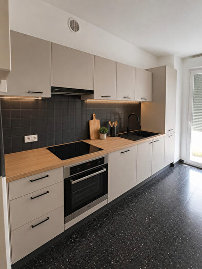 Nîmes, Feuchères : Appartement 4 pièces à louer