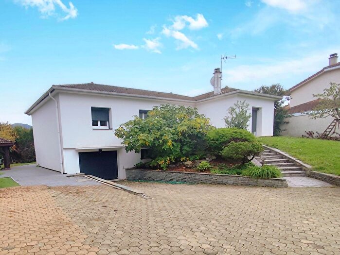 Maison à vendre - Lagnieu - 5 pièces - 4 chambres