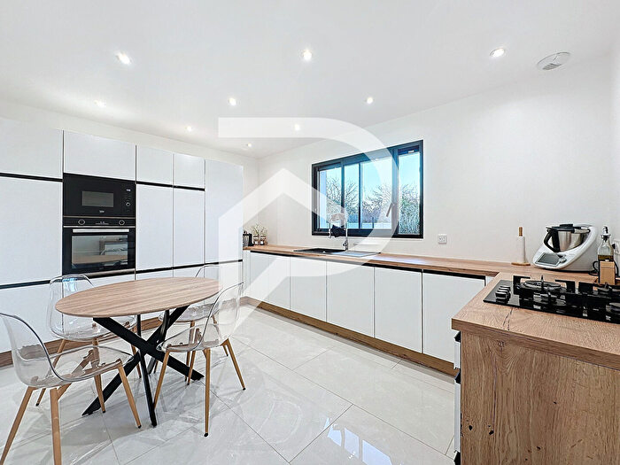 Maison à vendre - Dreux, Rochelles - 7 pièces - 4 chambres