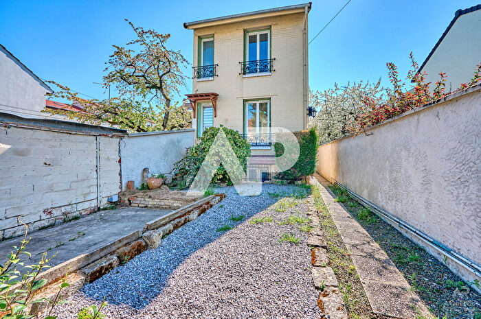 Maison 4 pièces à vendre - Rueil-Malmaison, Coteaux