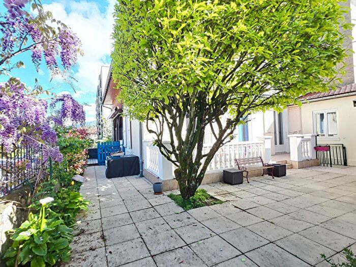 Maison à vendre - Aix-les-Bains, Ouest - 8 pièces - 5 chambres