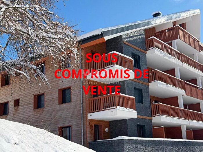 Appartement à vendre - Saint-Étienne-de-Tinée - 3 pièces - 2 chambres