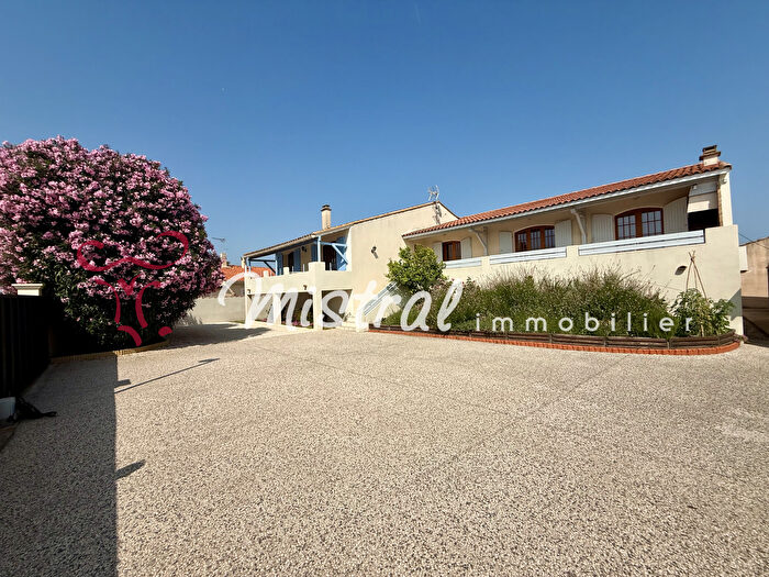 Maison à vendre - Aigues-Mortes - 6 pièces - 5 chambres