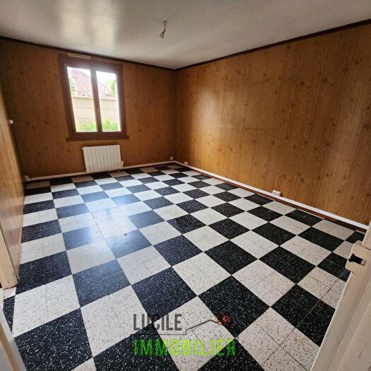 Maison à louer - Saint-Remy-en-lEau - 4 pièces - 2 chambres