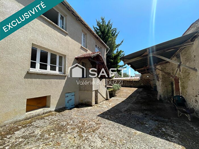 Maison 6 pièces à Viels-Maisons, à vendre