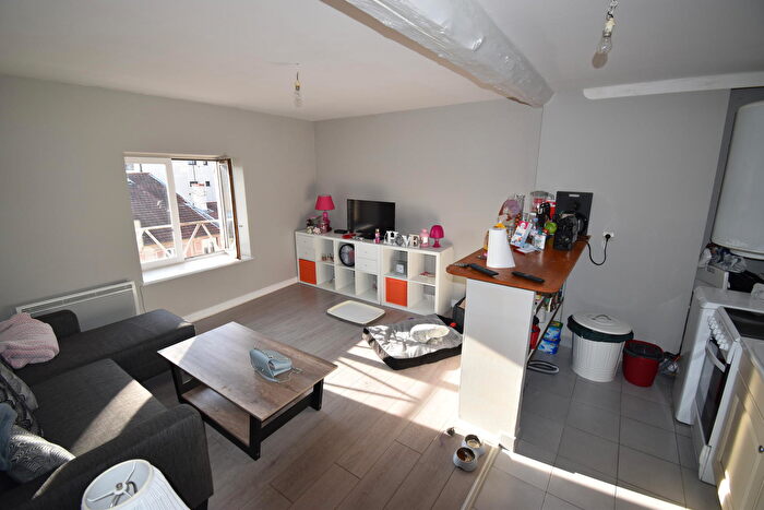 Appartement à vendre - Villefranche-sur-Saône, Centre-ville - 3 pièces - 2 chambres