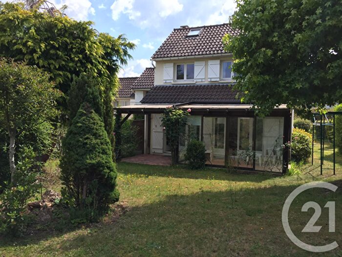Maison 5 pièces à Saint-Rémy-lès-Chevreuse, à louer