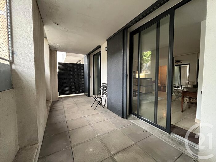 Appartement à louer - Bordeaux, Bassins à Flot - 1 pièce
