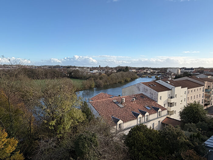 Appartement 3 pièces à louer - Saintes, Centre-ville