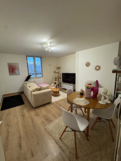 Appartement à louer - Espalion - 2 pièces - 1 chambre