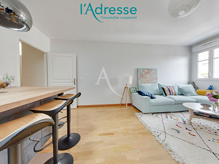 Noisy-le-Grand, Centre-ville : Appartement 2 pièces à vendre