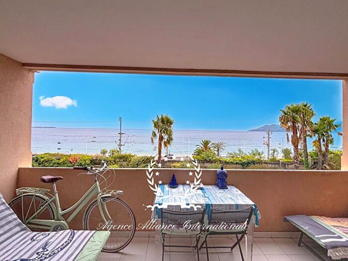 Appartement à vendre - Cannes, Bocca Sud - 2 pièces - 1 chambre