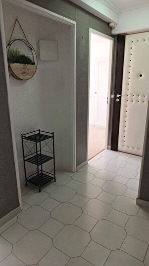 Appartement 4 pièces à louer à Croix Luizet, Villeurbanne