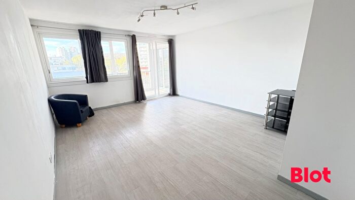Appartement 4 pièces à vendre à Brest, Facultés, Kergoat