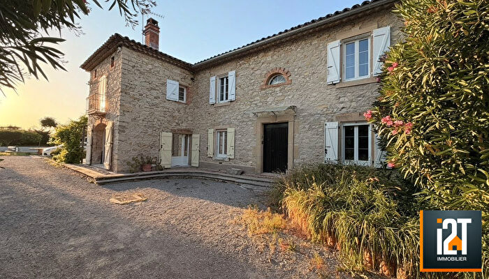 Maison 7 pièces à Uzès, à vendre