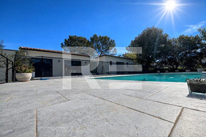 Maison à vendre - Nîmes, Mas de Lauze, Carreau de Lanes - 6 pièces - 4 chambres