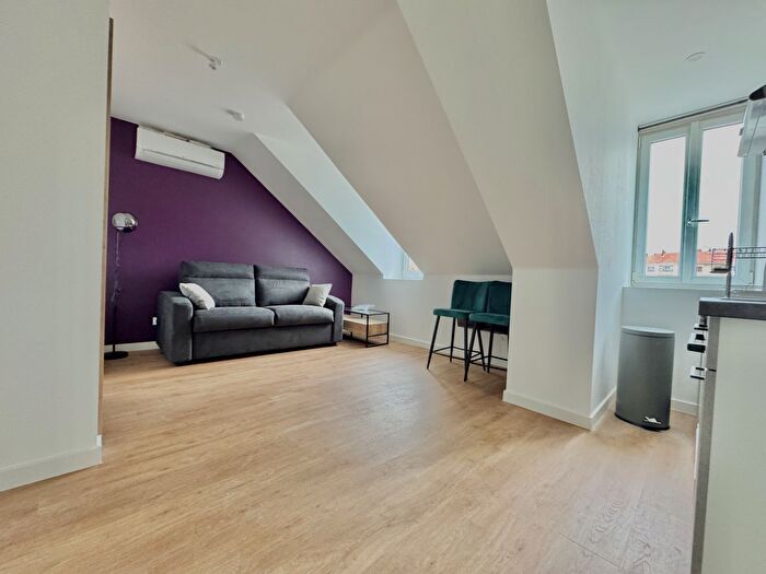 Appartement à louer - Dijon, Montchapet - 1 pièce