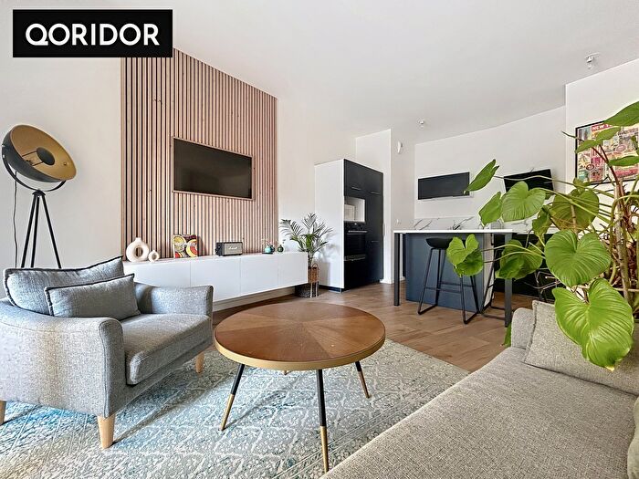 Appartement à vendre - Quartiers Ouest, Moulin du Comte - 2 pièces - 1 chambre