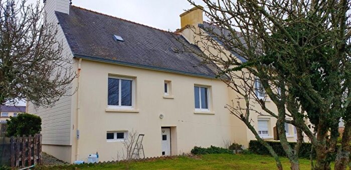 Plonéour-Lanvern : Maison 3 pièces à vendre