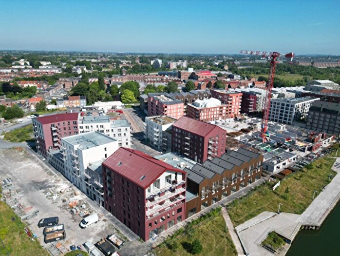 Appartement à louer - Saint-André-lez-Lille, Est - 3 pièces