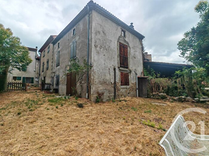 Maison 4 pièces à vendre à Ganac
