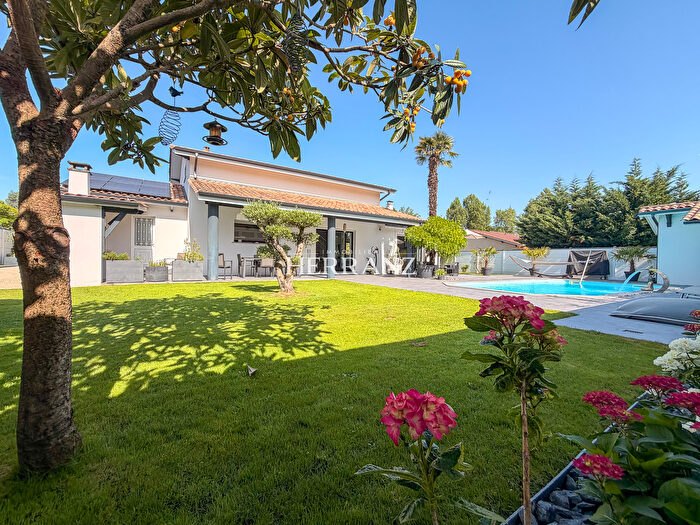 Villenave-d'Ornon, Rouquette, Courréjean, Hourcade - Maison 6 pièces à vendre