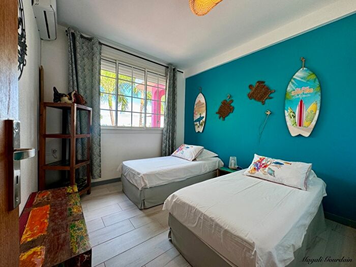 Maison à vendre - Saint-François - 3 pièces - 2 chambres