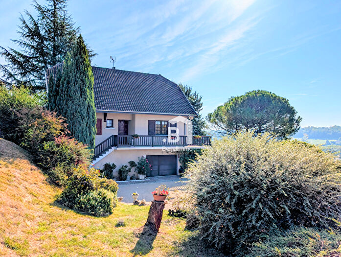 Maison 5 pièces à Ruy-Montceau, à vendre
