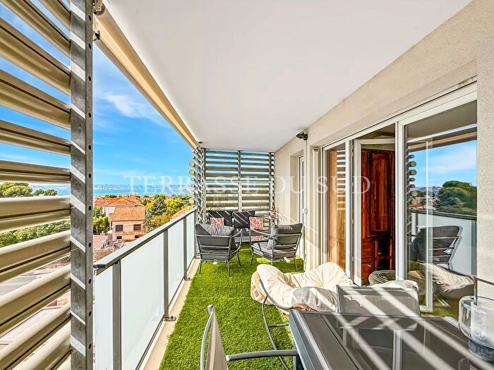 Appartement à vendre - Marseille e , Pointe Rouge - 3 pièces - 2 chambres